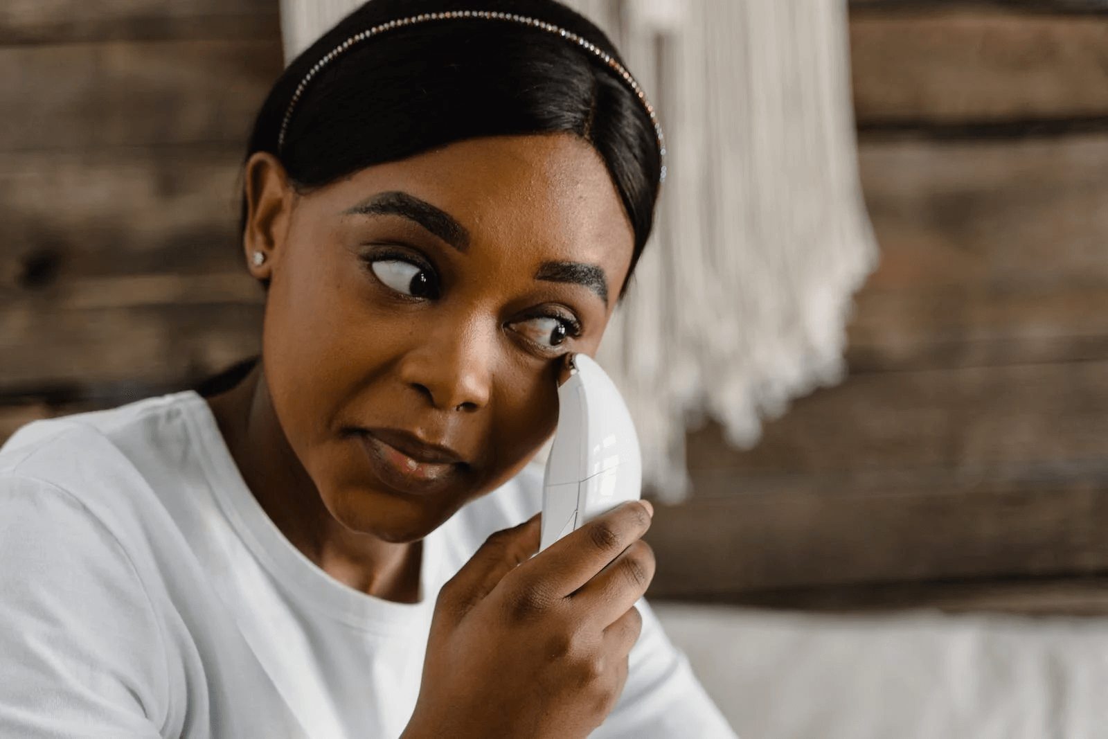 IKKOプロデュース美顔器MEラボンの最安値はどこ?使い方や口コミも♪